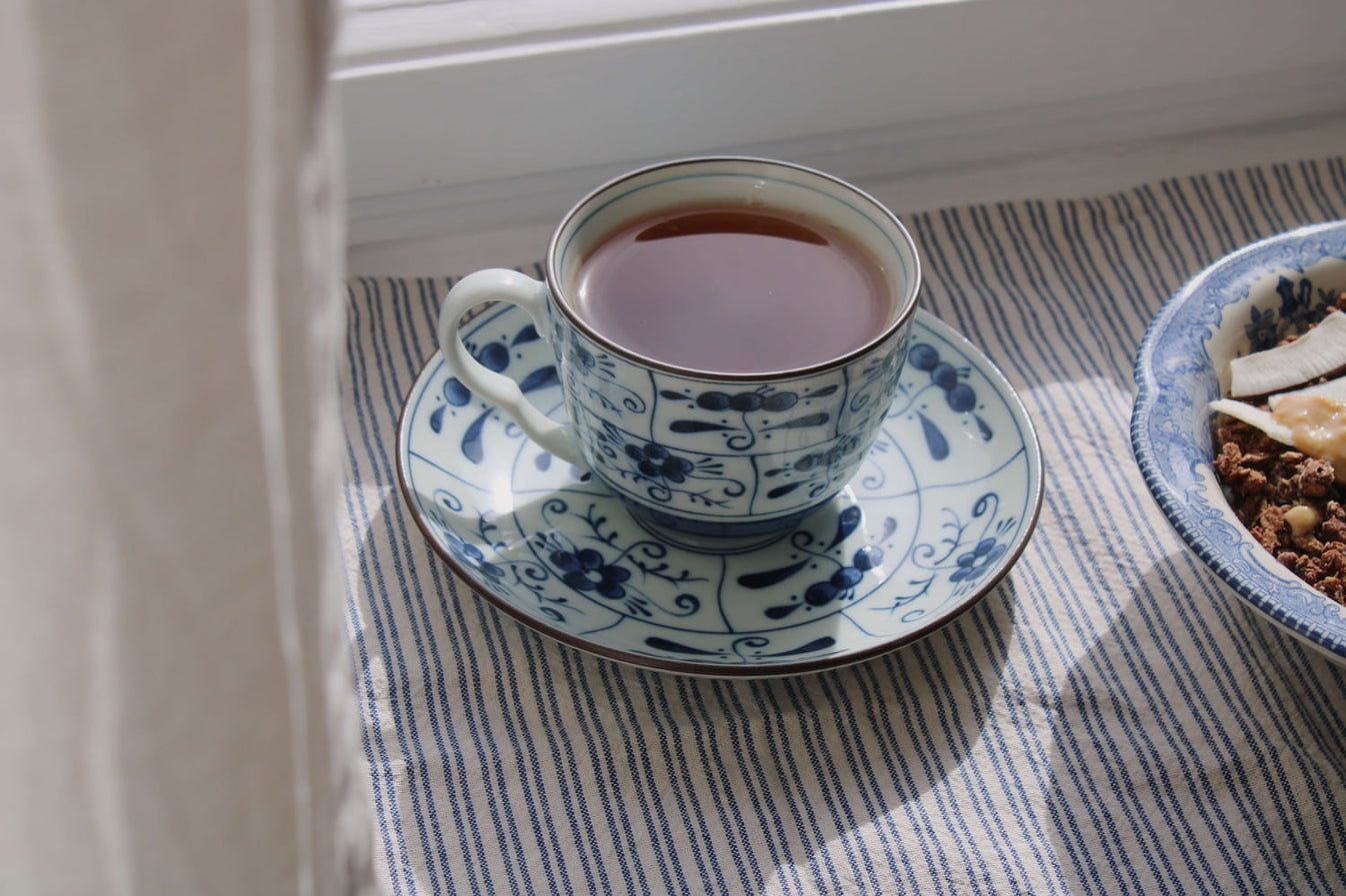 Sienna Cup and Saucer – Hand-Painted Indigo Porcelain Tea Set – Mimo ...